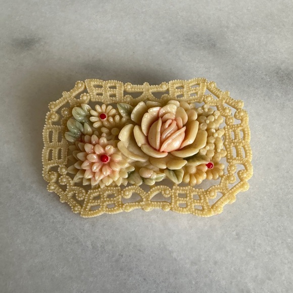 Vintage | Jewelry | Vintage 4s Hand Carved Celluloid Floral Brooch ...